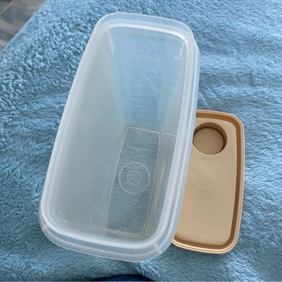 Tupperware | Kitchen | Tupperware Stor N Pour | Poshmark